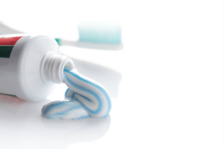 What are the different colors of toothpaste? - Odd Culture
